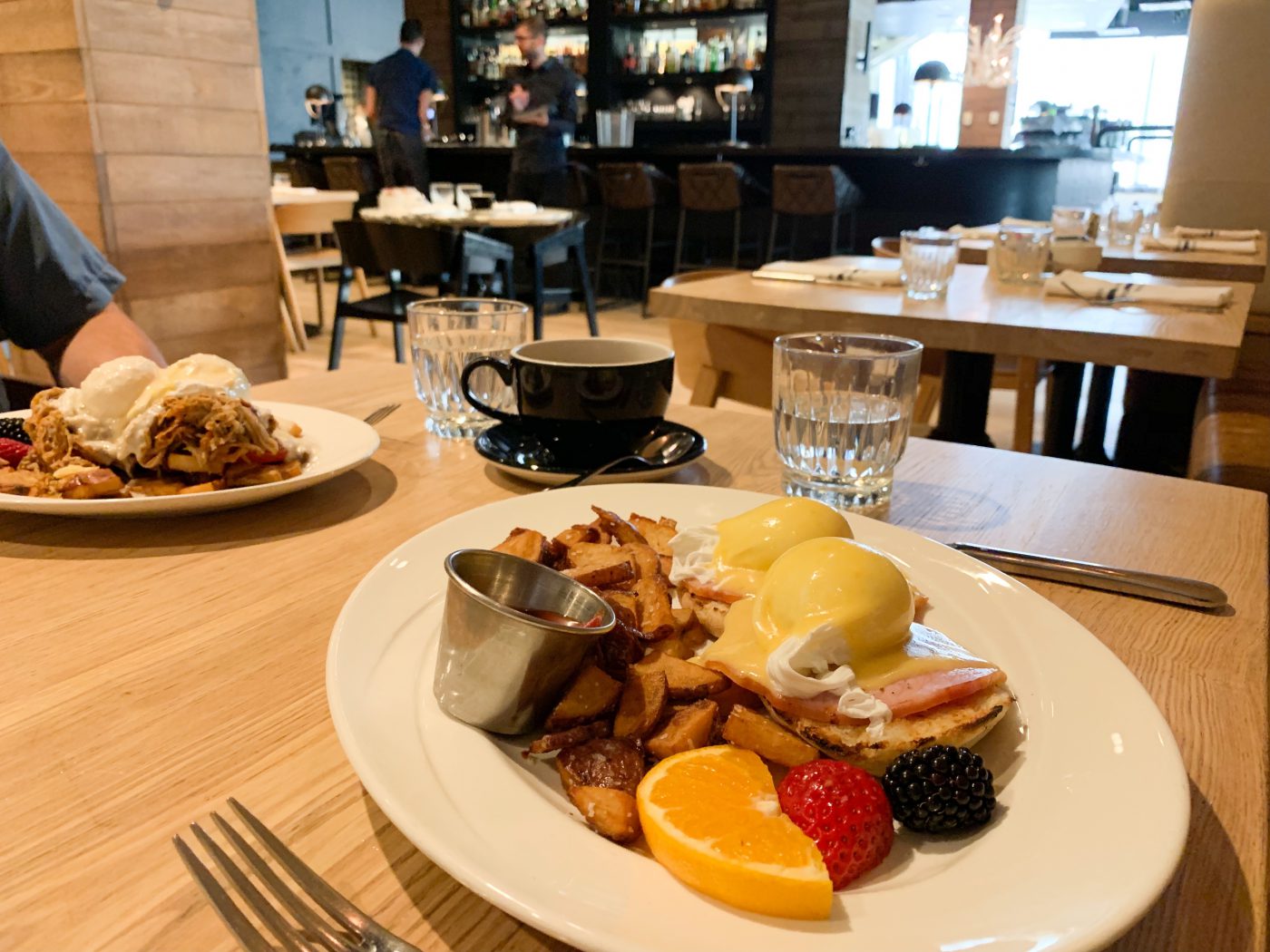 Breakfast at SMITH Restaurant (Inn at The Forks, Winnipeg) - Living at ...