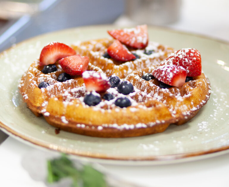OEB Breakfast Winnipeg - 300 Main Downtown Winnipeg